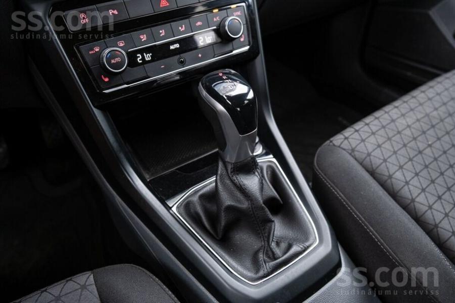 Фольксваген T-Cross 2021 в Рига, объемом двигателя 1.00 л и пробегом 126 тыс. км за 13950 €, фото 13 на AUTOMOTO.COM.LV