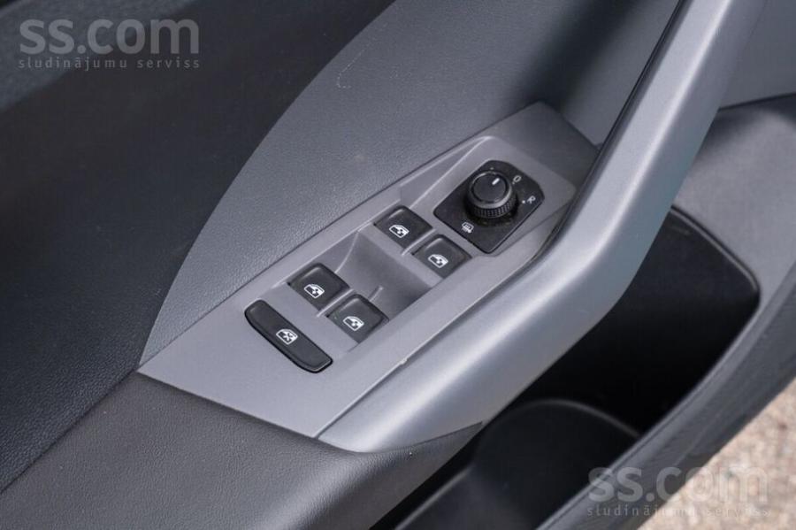 Volkswagen T-Cross 2021 Rīga, ar dzinēja tilpumu 1.00 L un nobraukumu 71 tūkst. km par 13950 €, foto 15 vietnē AUTOMOTO.COM.LV