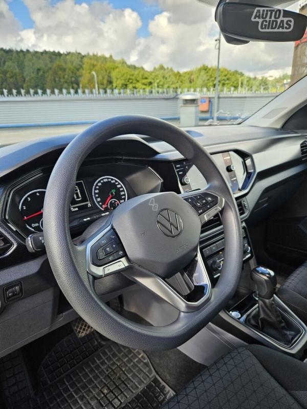 Фольксваген T-Cross 2021 в Вильнюс, объемом двигателя 1.00 л и пробегом 55 тыс. км за 16200 €, фото 10 на AUTOMOTO.COM.LV
