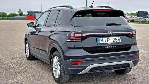 Volkswagen T-Cross 2022 in Vilnius, with an engine capacity of 1.00 L and mileage of 115 thousand km for 14500 €, photo 5 on AUTOMOTO.COM.LV