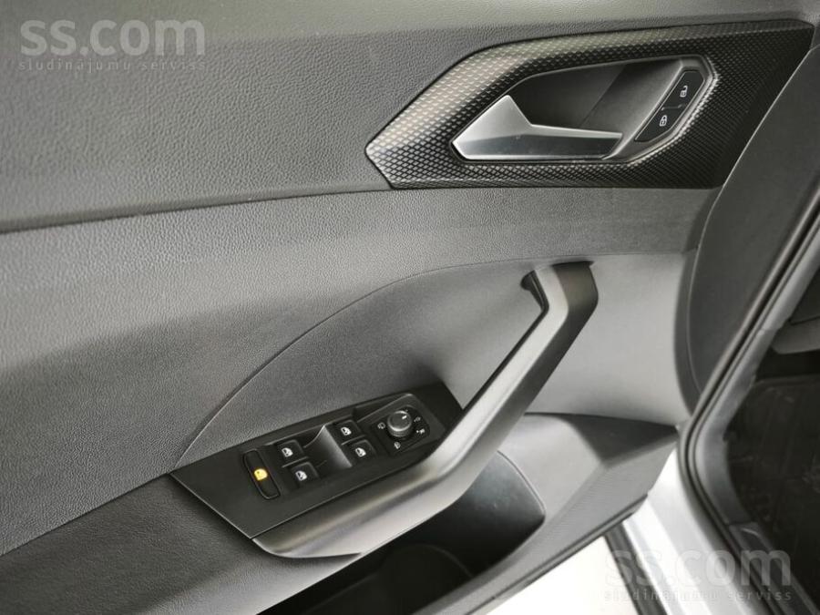 Фольксваген T-Cross 2022 в Рига, объемом двигателя 1.00 л и пробегом 114 тыс. км за 15200 €, фото 13 на AUTOMOTO.COM.LV