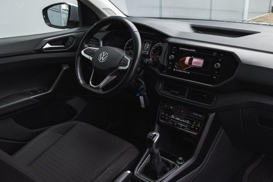 Volkswagen T-Cross 2022 in Ventspils, with an engine capacity of 1.00 L and mileage of 62 thousand km for 16050 €, photo 14 on AUTOMOTO.COM.LV