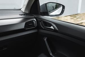 Volkswagen T-Cross 2022 in Ventspils, with an engine capacity of 1.00 L and mileage of 62 thousand km for 16050 €, photo 26 on AUTOMOTO.COM.LV