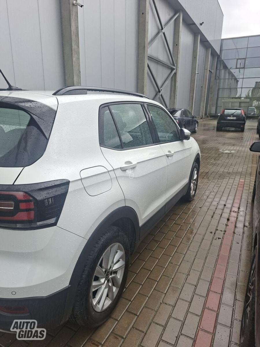 Фольксваген T-Cross 2022 в Каунас, объемом двигателя 1.00 л и пробегом 229 тыс. км за 12500 €, фото 4 на AUTOMOTO.COM.LV