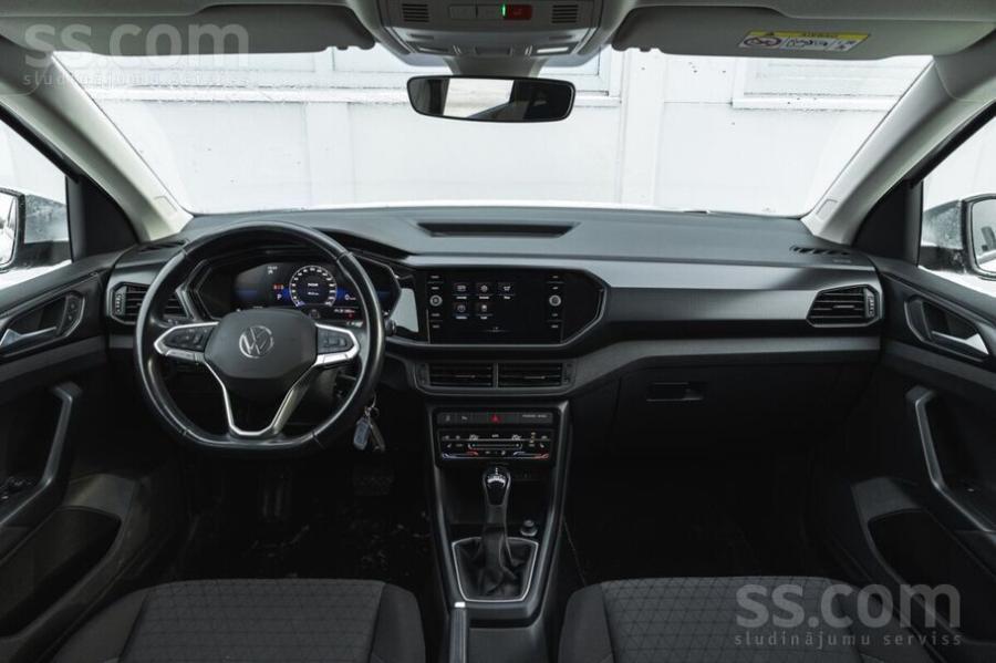 Volkswagen T-Cross 2023 Ventspils, ar dzinēja tilpumu 1.00 L un nobraukumu 31 tūkst. km par 21300 €, foto 13 vietnē AUTOMOTO.COM.LV
