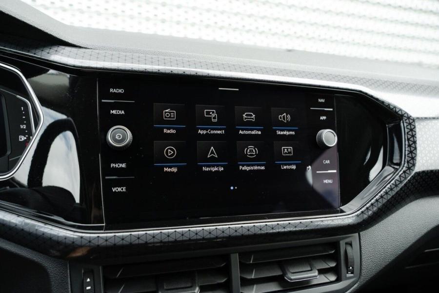 Volkswagen T-Cross 2024 in Marupe, with an engine capacity of 1.00 L and mileage of 35 thousand km for 19300 €, photo 15 on AUTOMOTO.COM.LV