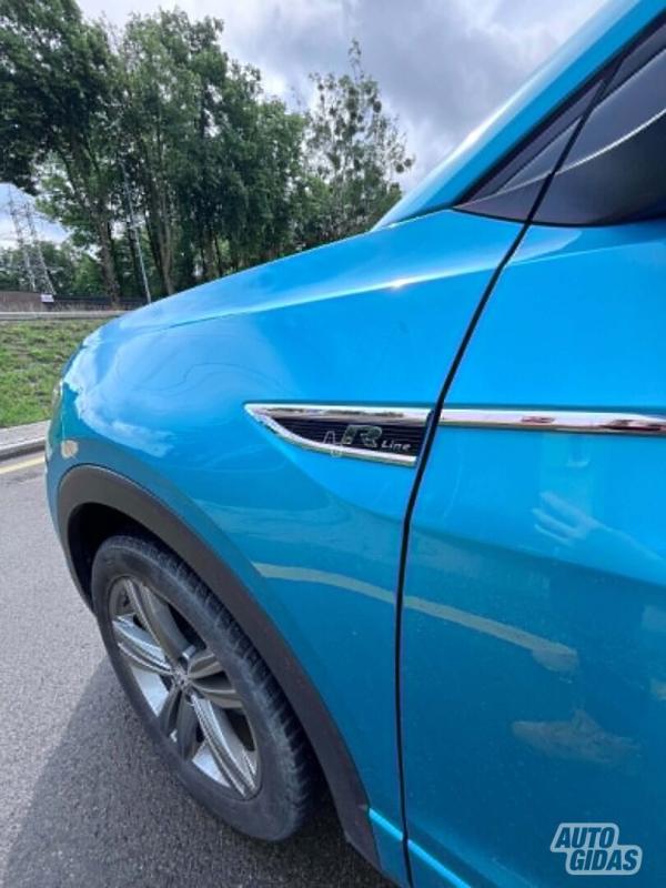 Green Volkswagen T-Cross 2020 in Kaunas, with an engine capacity of 1.00 L and mileage of 89 thousand km for 16200 €, photo 4 on AUTOMOTO.COM.LV