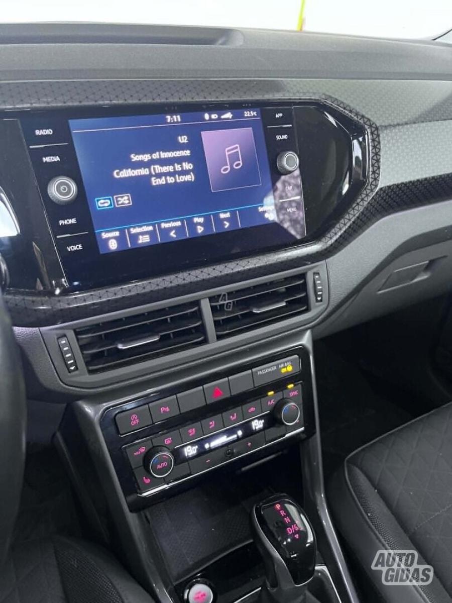 Zaļš Volkswagen T-Cross 2020 Kauņa, ar dzinēja tilpumu 1.00 L un nobraukumu 89 tūkst. km par 16200 €, foto 18 vietnē AUTOMOTO.COM.LV