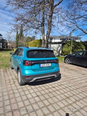 Green Volkswagen T-Cross 2021 in Tallinn, with an engine capacity of 1.00 L and mileage of 62 thousand km for 13900 €, photo 3 on AUTOMOTO.COM.LV