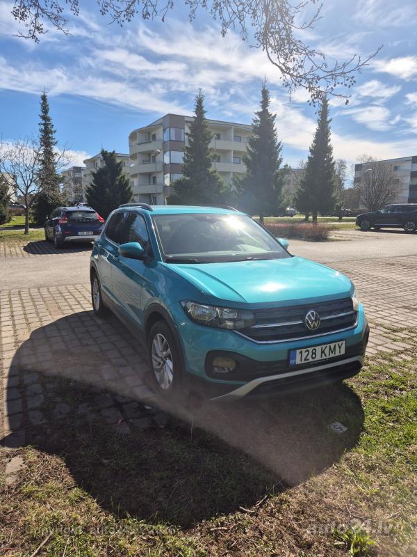 Zaļš Volkswagen T-Cross 2021 Tallina, ar dzinēja tilpumu 1.00 L un nobraukumu 62 tūkst. km par 13900 €, foto 4 vietnē AUTOMOTO.COM.LV