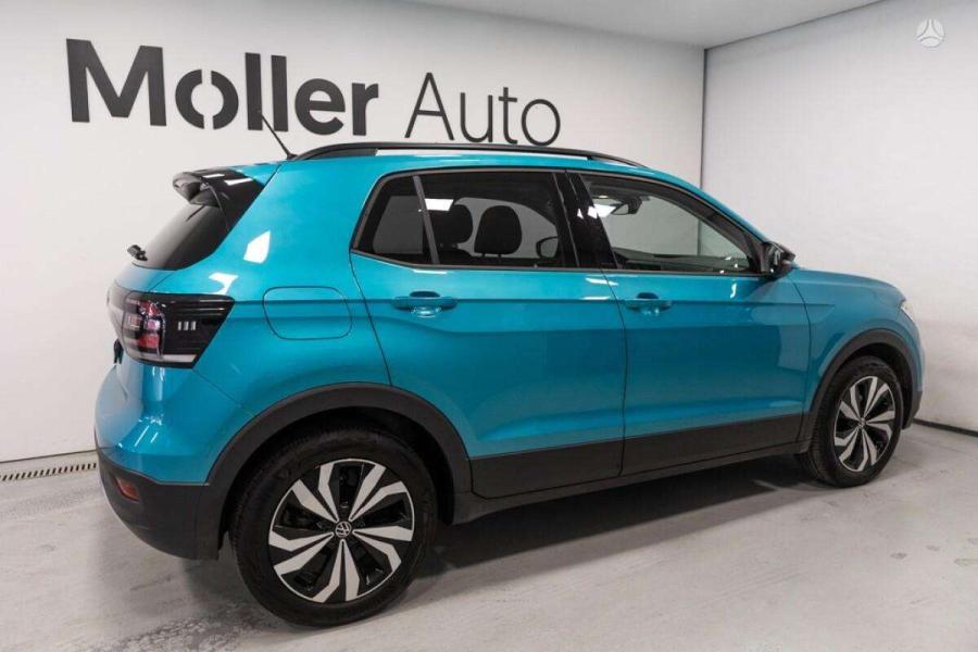 Green Volkswagen T-Cross 2023 in Vilnius, with an engine capacity of 1.00 L and mileage of 22 thousand km for 20300 €, photo 3 on AUTOMOTO.COM.LV
