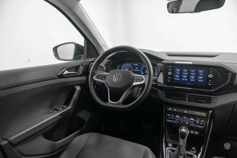 Zaļš Volkswagen T-Cross 2023 Viļņa, ar dzinēja tilpumu 1.00 L un nobraukumu 23 tūkst. km par 19950 €, foto 10 vietnē AUTOMOTO.COM.LV
