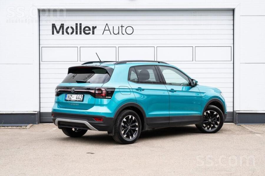 Green Volkswagen T-Cross 2024 in Riga, with an engine capacity of 1.00 L and mileage of 28 thousand km for 20950 €, photo 4 on AUTOMOTO.COM.LV