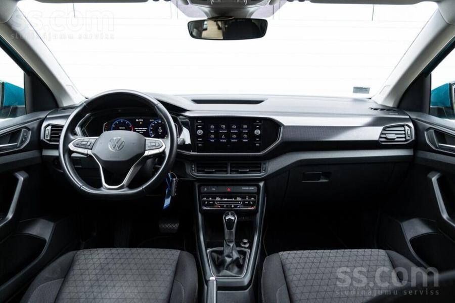 Green Volkswagen T-Cross 2024 in Riga, with an engine capacity of 1.00 L and mileage of 28 thousand km for 20950 €, photo 9 on AUTOMOTO.COM.LV