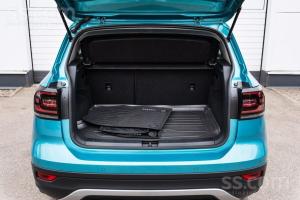 Green Volkswagen T-Cross 2024 in Riga, with an engine capacity of 1.00 L and mileage of 28 thousand km for 20950 €, photo 16 on AUTOMOTO.COM.LV