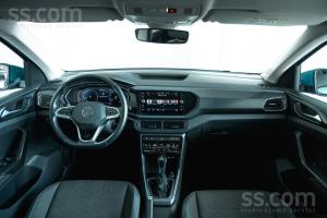 Zaļš Volkswagen T-Cross 2022 Rīga, ar dzinēja tilpumu 1.00 L un nobraukumu 54 tūkst. km par 18900 €, foto 5 vietnē AUTOMOTO.COM.LV
