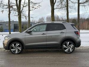 Grey Volkswagen T-Cross 2019 in Panevezys, with an engine capacity of 1.60 L and mileage of 140 thousand km for 14990 €, photo 6 on AUTOMOTO.COM.LV
