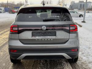Grey Volkswagen T-Cross 2019 in Panevezys, with an engine capacity of 1.60 L and mileage of 140 thousand km for 14990 €, photo 10 on AUTOMOTO.COM.LV