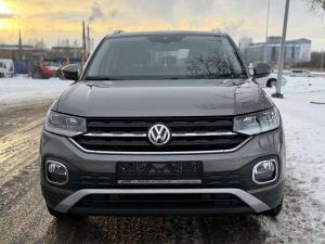Grey Volkswagen T-Cross 2019 in Panevezys, with an engine capacity of 1.60 L and mileage of 140 thousand km for 14990 €, photo 11 on AUTOMOTO.COM.LV