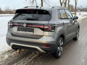 Grey Volkswagen T-Cross 2019 in Panevezys, with an engine capacity of 1.60 L and mileage of 140 thousand km for 14990 €, photo 19 on AUTOMOTO.COM.LV