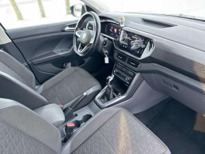 Grey Volkswagen T-Cross 2019 in Panevezys, with an engine capacity of 1.60 L and mileage of 140 thousand km for 14990 €, photo 23 on AUTOMOTO.COM.LV