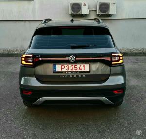 Pelēks Volkswagen T-Cross 2019 Kauņa, ar dzinēja tilpumu 1.00 L un nobraukumu 176 tūkst. km par 13500 €, foto 7 vietnē AUTOMOTO.COM.LV