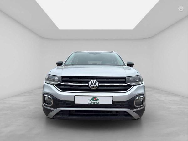 Grey Volkswagen T-Cross 2019 in Vilnius, with an engine capacity of 1.00 L and mileage of 198 thousand km for 14890 €, photo 5 on AUTOMOTO.COM.LV