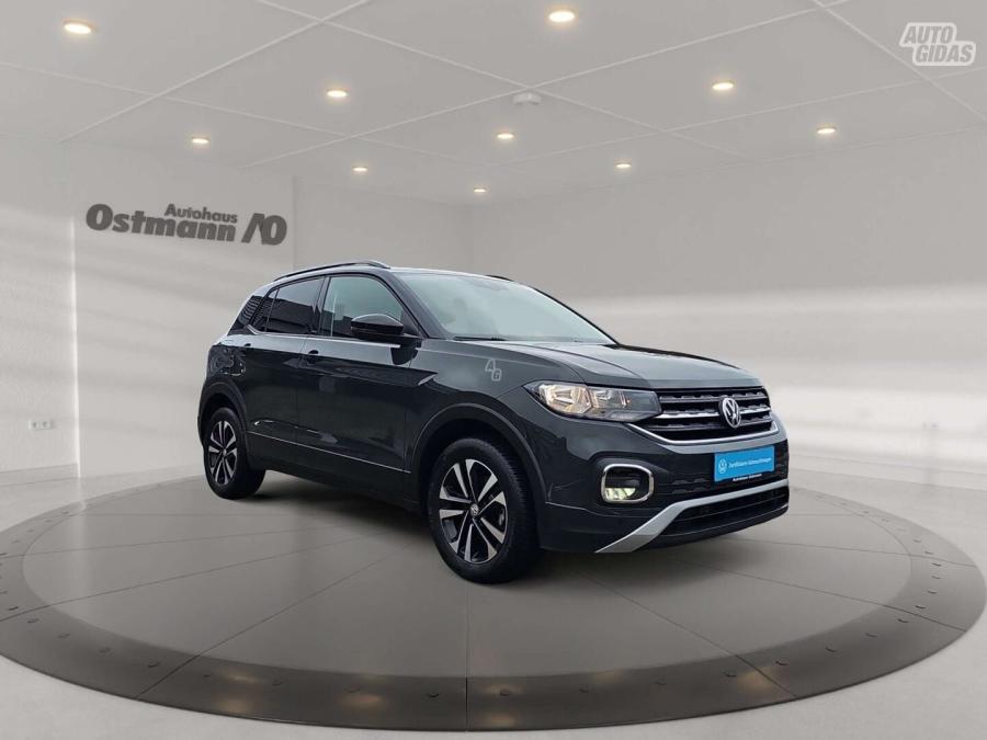 Grey Volkswagen T-Cross 2020 in Kaunas, with an engine capacity of 1.00 L and mileage of 78 thousand km for 21573 €, photo 6 on AUTOMOTO.COM.LV