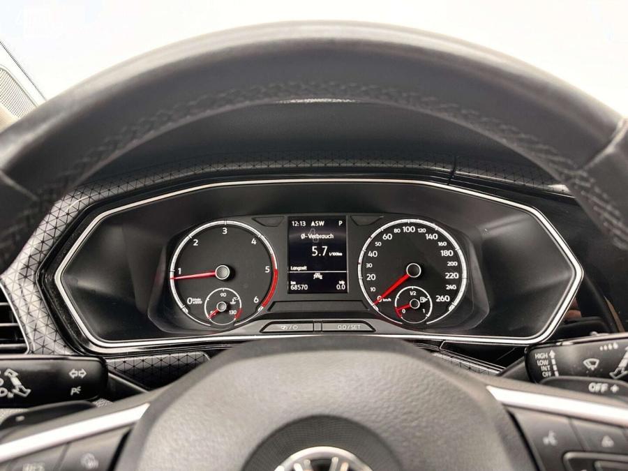Grey Volkswagen T-Cross 2020 in Kaunas, with an engine capacity of 1.60 L and mileage of 69 thousand km for 22390 €, photo 10 on AUTOMOTO.COM.LV