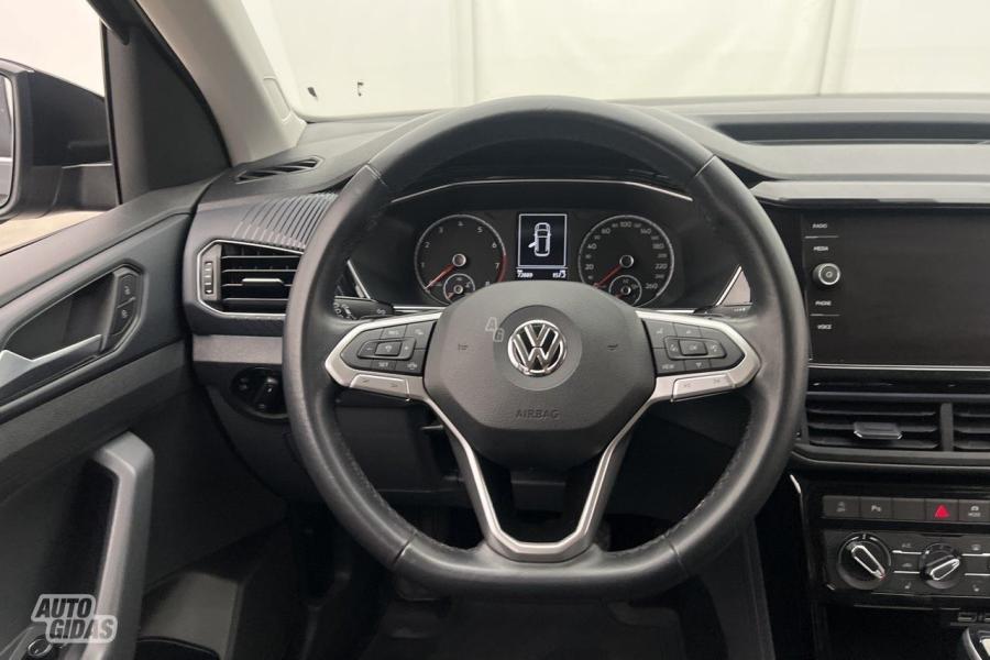 Pelēks Volkswagen T-Cross 2020 Kauņa, ar dzinēja tilpumu 0.00 L un nobraukumu 73 tūkst. km par 21957 €, foto 12 vietnē AUTOMOTO.COM.LV