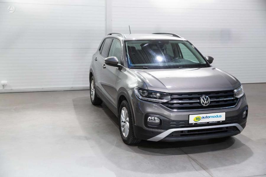 Pelēks Volkswagen T-Cross 2020 Klaipėda, ar dzinēja tilpumu 1.00 L un nobraukumu 123 tūkst. km par 15500 €, foto 3 vietnē AUTOMOTO.COM.LV