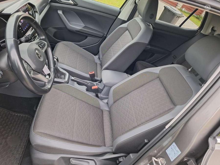 Grey Volkswagen T-Cross 2020 in Klaipeda, with an engine capacity of 1.60 L and mileage of 199 thousand km for 15100 €, photo 14 on AUTOMOTO.COM.LV