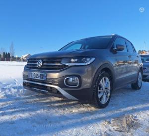 Серый Фольксваген T-Cross 2020 в Клайпеда, объемом двигателя 1.60 л и пробегом 199 тыс. км за 14900 €, фото  на AUTOMOTO.COM.LV