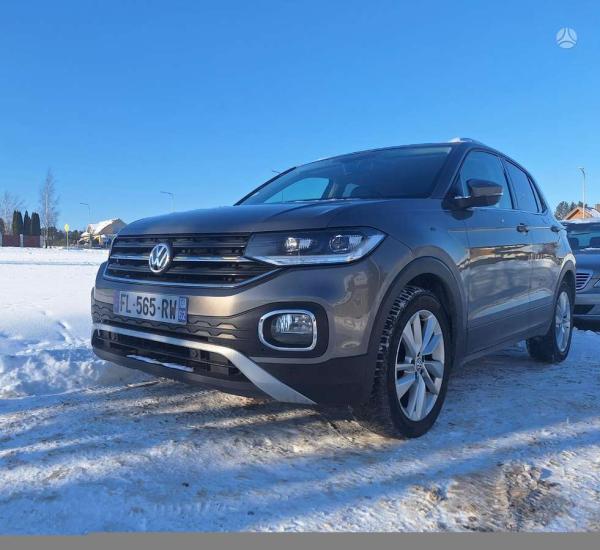 Серый Фольксваген T-Cross 2020 в Клайпеда, объемом двигателя 1.60 л и пробегом 199 тыс. км за 14900 €, фото 1 на AUTOMOTO.COM.LV