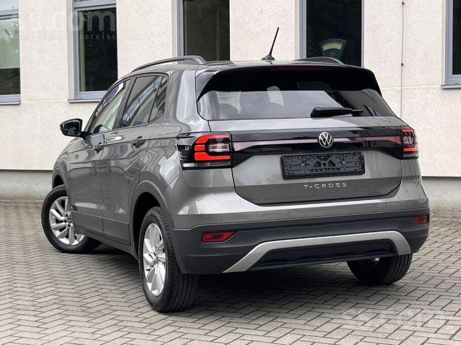 Серый Фольксваген T-Cross 2020 в Елгава, объемом двигателя 1.00 л и пробегом 129 тыс. км за 13590 €, фото 6 на AUTOMOTO.COM.LV