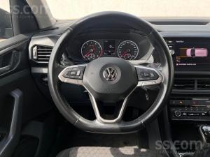 Серый Фольксваген T-Cross 2020 в Рига, объемом двигателя 1.00 л и пробегом 69 тыс. км за 12500 €, фото 9 на AUTOMOTO.COM.LV