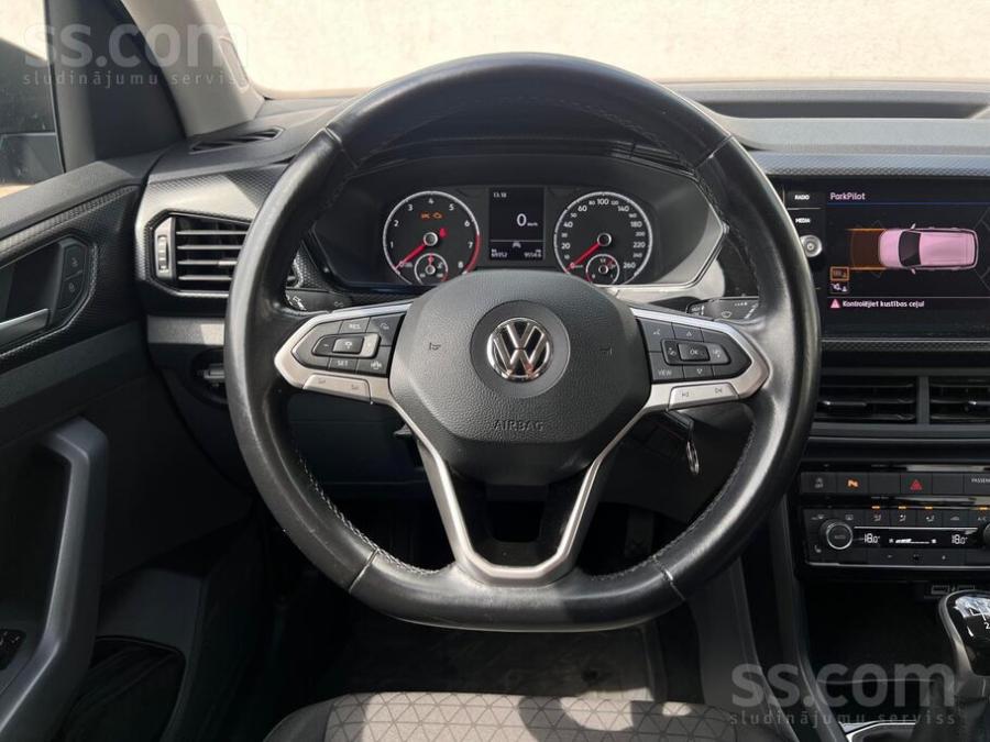 Серый Фольксваген T-Cross 2020 в Рига, объемом двигателя 1.00 л и пробегом 69 тыс. км за 12500 €, фото 9 на AUTOMOTO.COM.LV