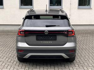 Grey Volkswagen T-Cross 2020 in Jelgava, with an engine capacity of 1.00 L and mileage of 129 thousand km for 13590 €, photo 5 on AUTOMOTO.COM.LV