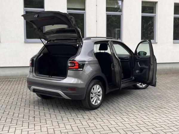 Серый Фольксваген T-Cross 2020 в Елгава, объемом двигателя 1.00 л и пробегом 129 тыс. км за 13590 €, фото 7 на AUTOMOTO.COM.LV