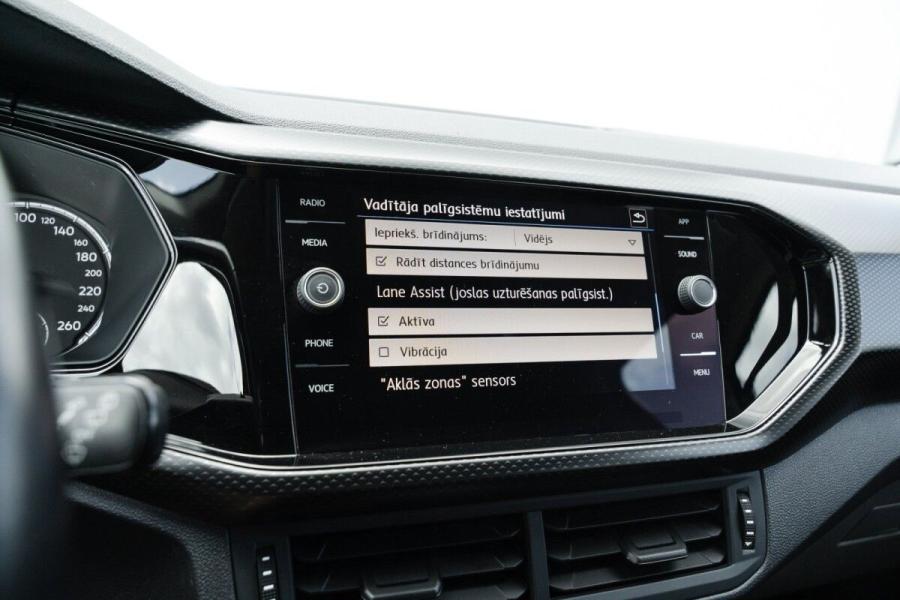 Pelēks Volkswagen T-Cross 2020 Rīga, ar dzinēja tilpumu 1.00 L un nobraukumu 69 tūkst. km par 13950 €, foto 19 vietnē AUTOMOTO.COM.LV