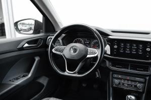 Pelēks Volkswagen T-Cross 2020 Rīga, ar dzinēja tilpumu 1.00 L un nobraukumu 69 tūkst. km par 13950 €, foto 23 vietnē AUTOMOTO.COM.LV