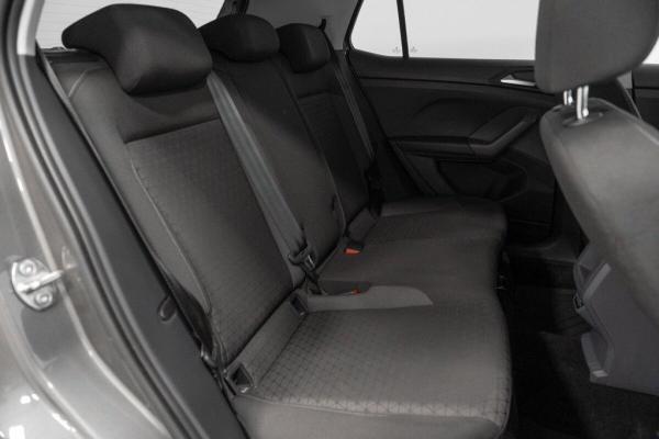Pelēks Volkswagen T-Cross 2020 Viļņa, ar dzinēja tilpumu 1.00 L un nobraukumu 122 tūkst. km par 14950 €, foto 9 vietnē AUTOMOTO.COM.LV