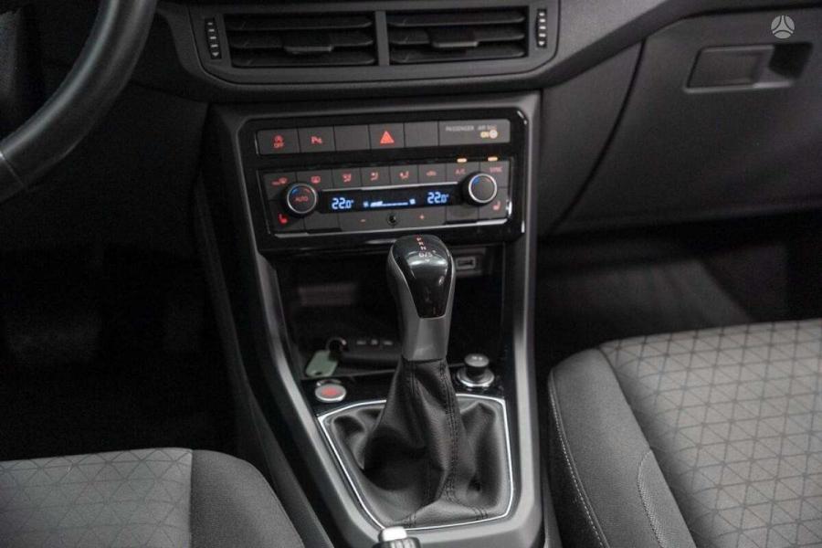 Pelēks Volkswagen T-Cross 2020 Viļņa, ar dzinēja tilpumu 1.00 L un nobraukumu 122 tūkst. km par 14950 €, foto 18 vietnē AUTOMOTO.COM.LV