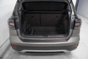 Pelēks Volkswagen T-Cross 2020 Viļņa, ar dzinēja tilpumu 1.00 L un nobraukumu 122 tūkst. km par 14950 €, foto 19 vietnē AUTOMOTO.COM.LV