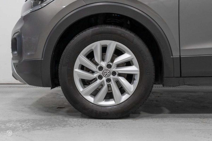 Pelēks Volkswagen T-Cross 2020 Viļņa, ar dzinēja tilpumu 1.00 L un nobraukumu 122 tūkst. km par 14950 €, foto 20 vietnē AUTOMOTO.COM.LV