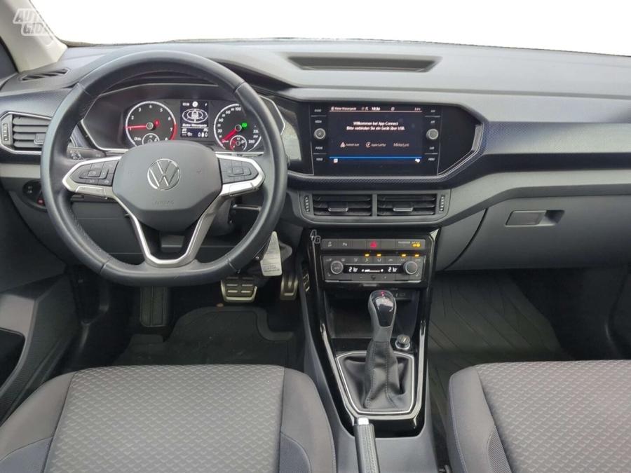 Grey Volkswagen T-Cross 2021 in Kaunas, with an engine capacity of 1.00 L and mileage of 65 thousand km for 21731 €, photo 10 on AUTOMOTO.COM.LV