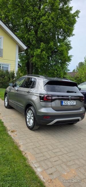 Серый Фольксваген T-Cross 2021 в Таллин, объемом двигателя 1.00 л и пробегом 30 тыс. км за 16900 €, фото 4 на AUTOMOTO.COM.LV