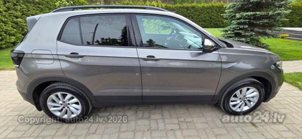 Pelēks Volkswagen T-Cross 2021 Tallina, ar dzinēja tilpumu 1.00 L un nobraukumu 30 tūkst. km par 16900 €, foto 6 vietnē AUTOMOTO.COM.LV