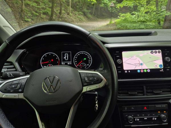 Серый Фольксваген T-Cross 2021 в Вильнюс, объемом двигателя 1.00 л и пробегом 35 тыс. км за 16400 €, фото 9 на AUTOMOTO.COM.LV