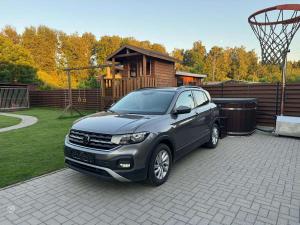 Серый Фольксваген T-Cross 2021 в Каунас, объемом двигателя 1.00 л и пробегом 83 тыс. км за 14500 €, фото 3 на AUTOMOTO.COM.LV